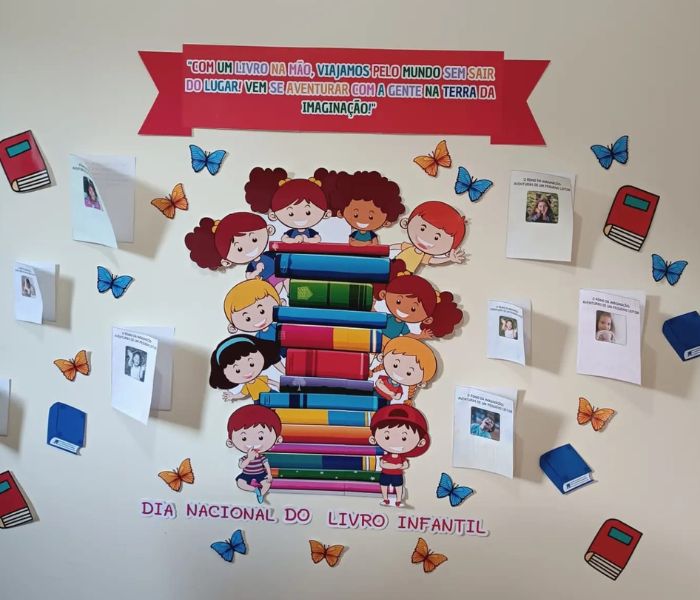 Painel Dia do Livro - Recanto Pedagógico